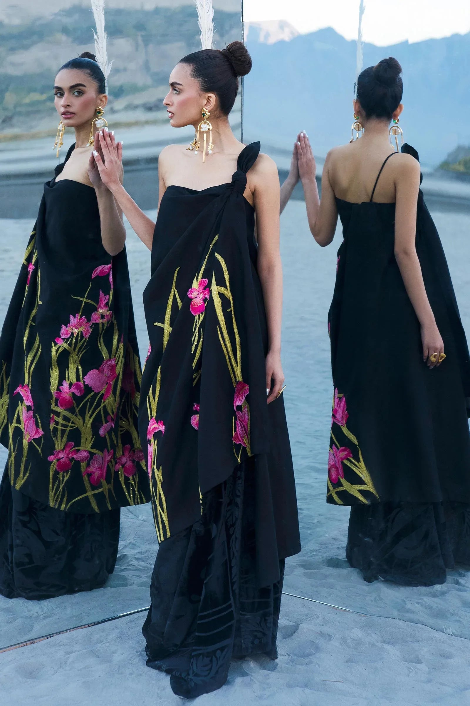 Sana Safinaz | Winter Shawl 24 | S241-003A-3CP | Rang-e-Khaas